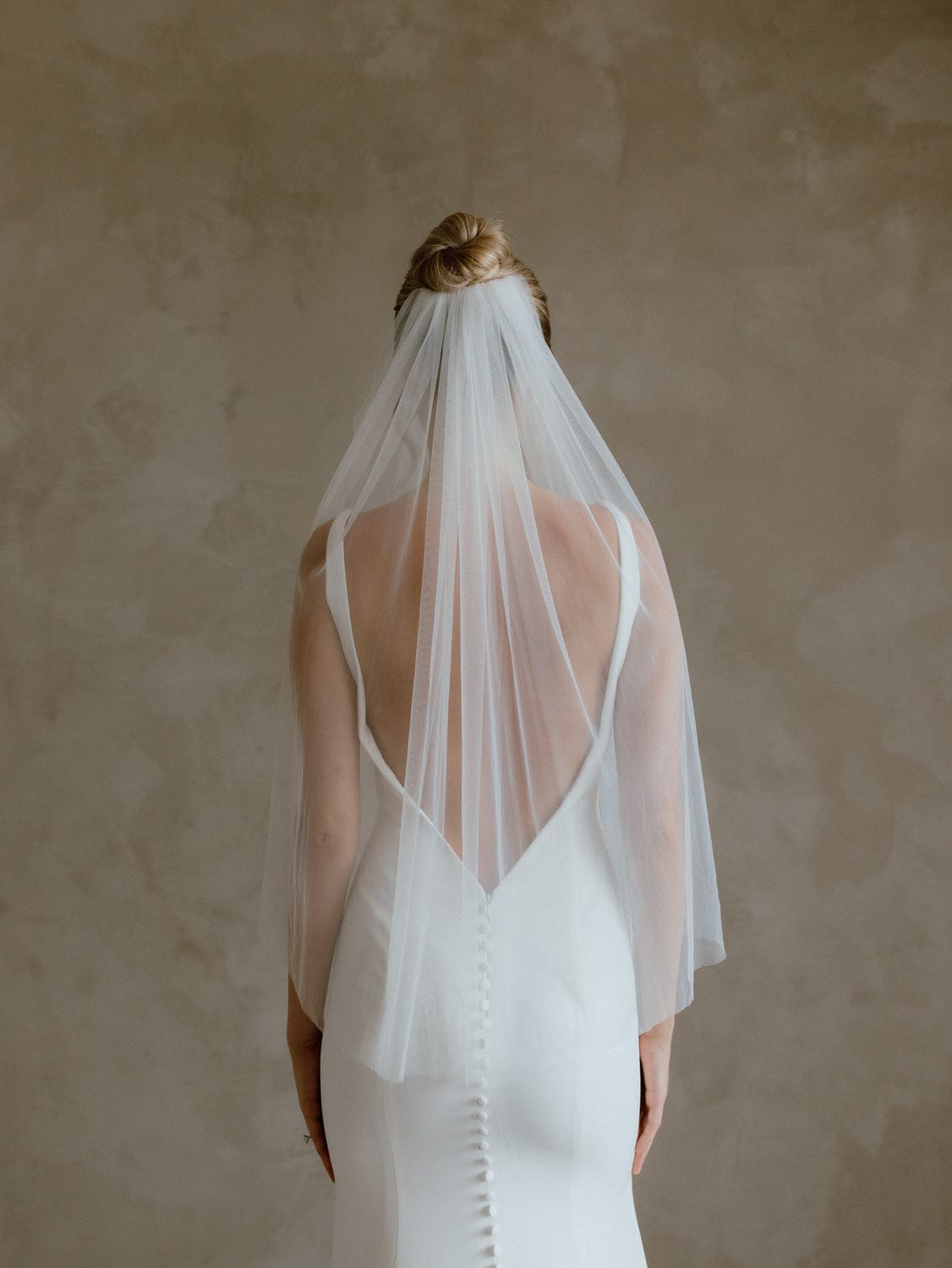 Plain Veil by Chic Bridals